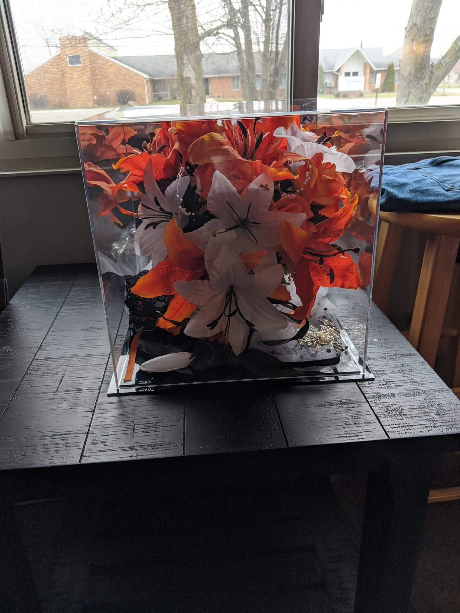 Acrylic Collectible Wedding Flower Bouquet Display Case (A031/A118/A12